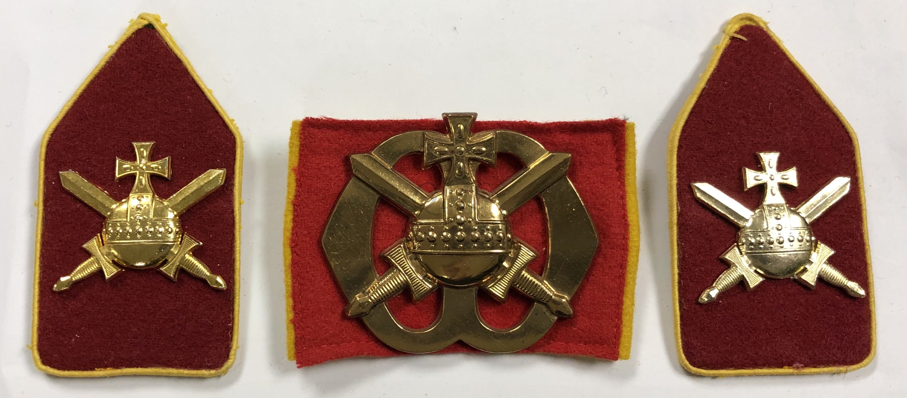 Baret embleem en kraag Officieren van Speciale Diensten (1962-1963