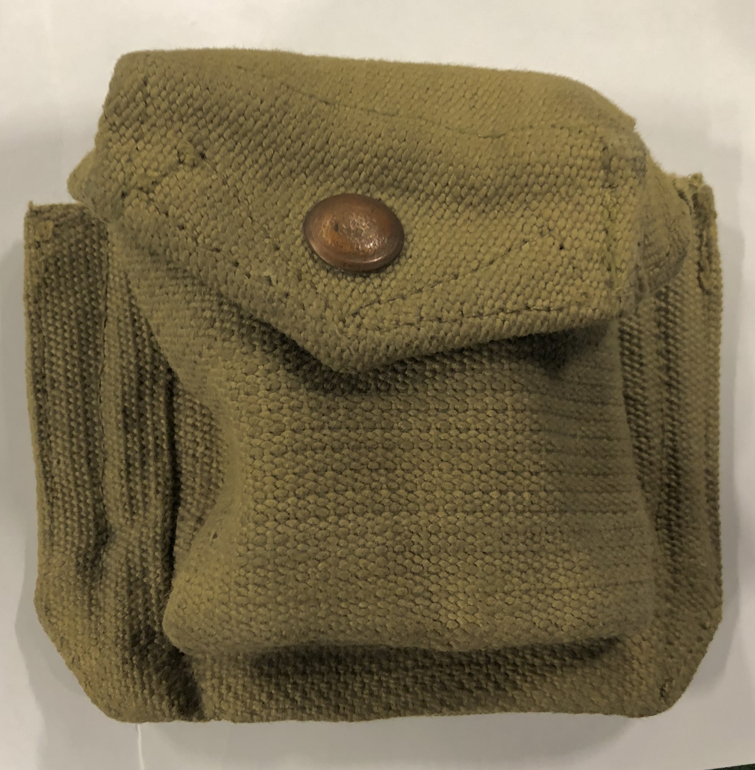 P37 webbing ammo pouch Revolver