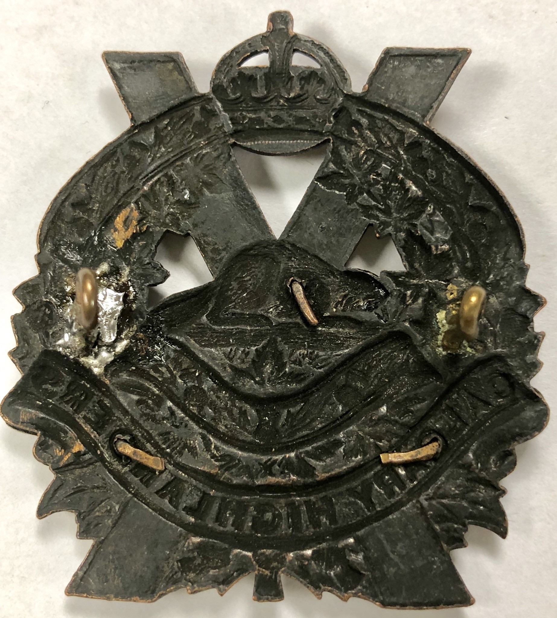 Cap badge Calgary Highlanders 5th Infantry Brigade, 2nd Canadian ...