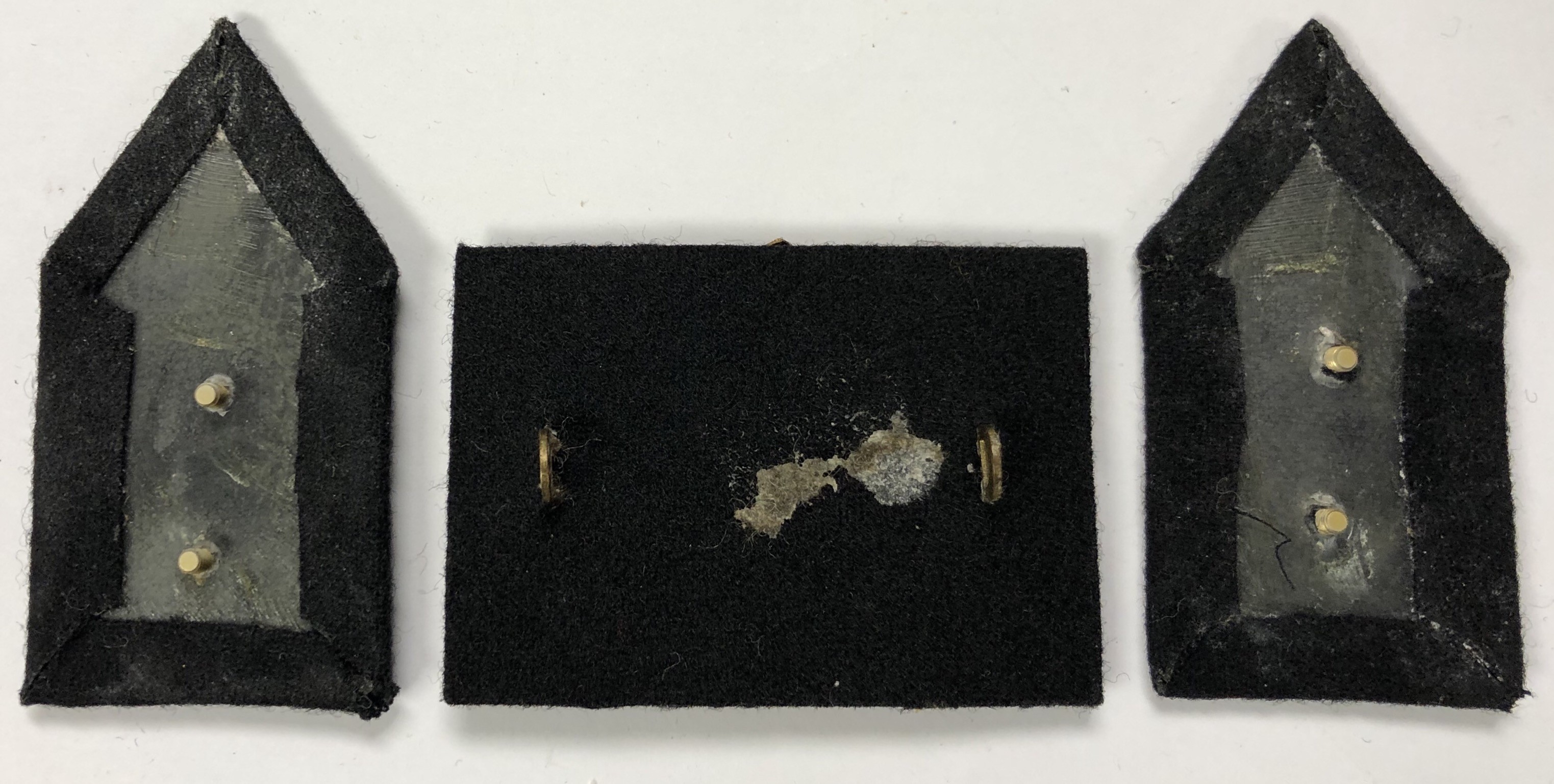 Baret embleem en kraag Technische Dienst