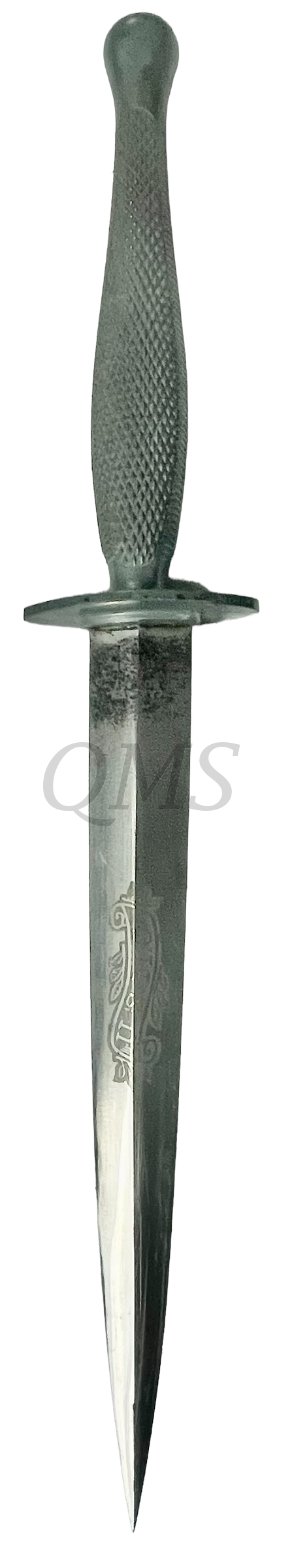 U.S. WWII USMC Marine Raider Stiletto Dagger by Camillus with M6 Scabbard