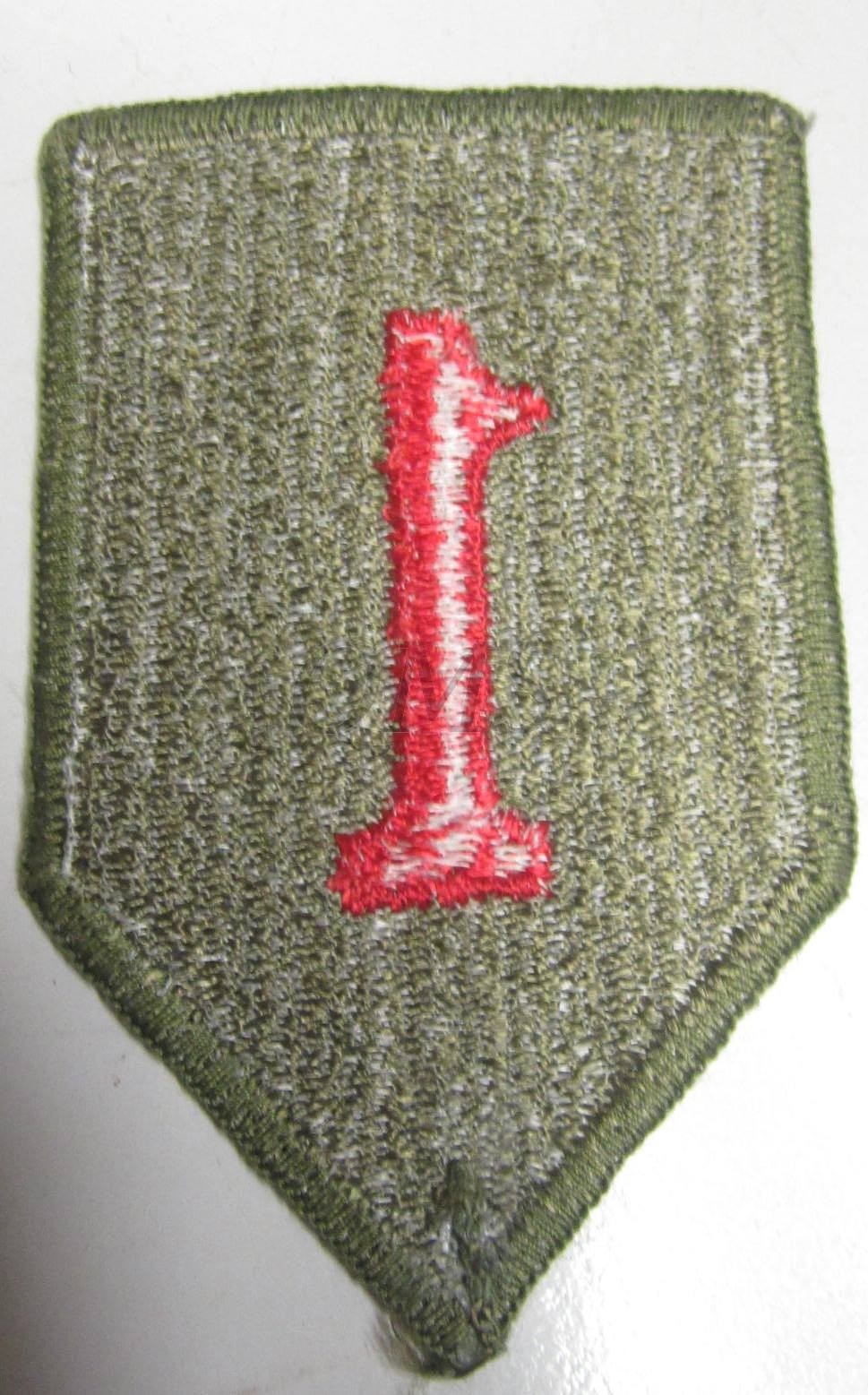 Shoulder badge 1st infantry division