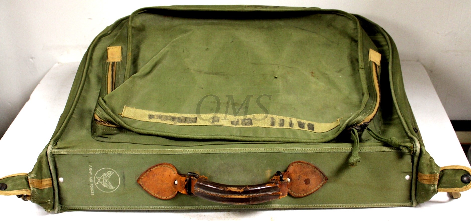 US AAF WW2 B4 Suitcase for aircrews