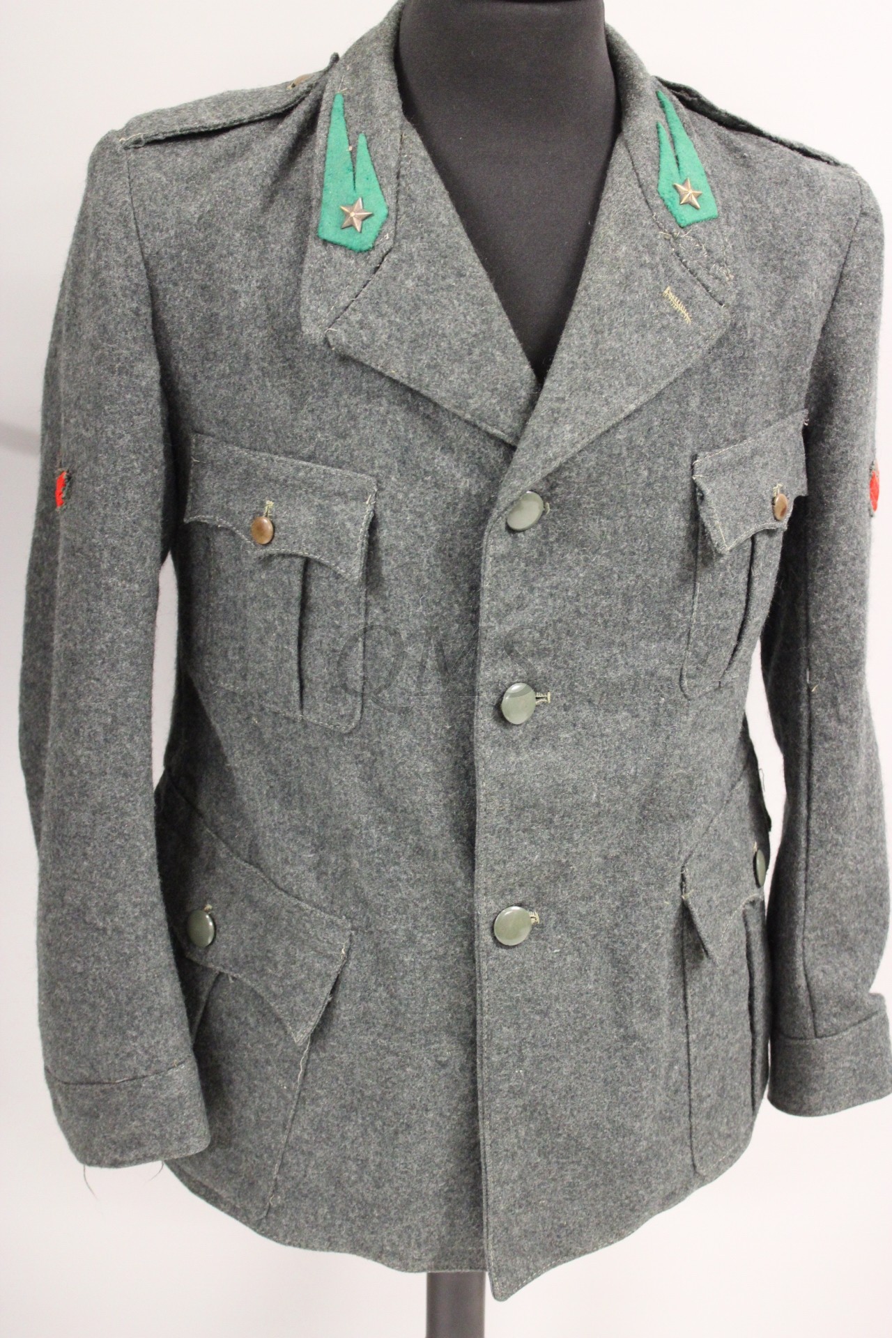 Italiaanse jas en broek manschappen Alpini 1940 (Italian WW2 EM tunic ...