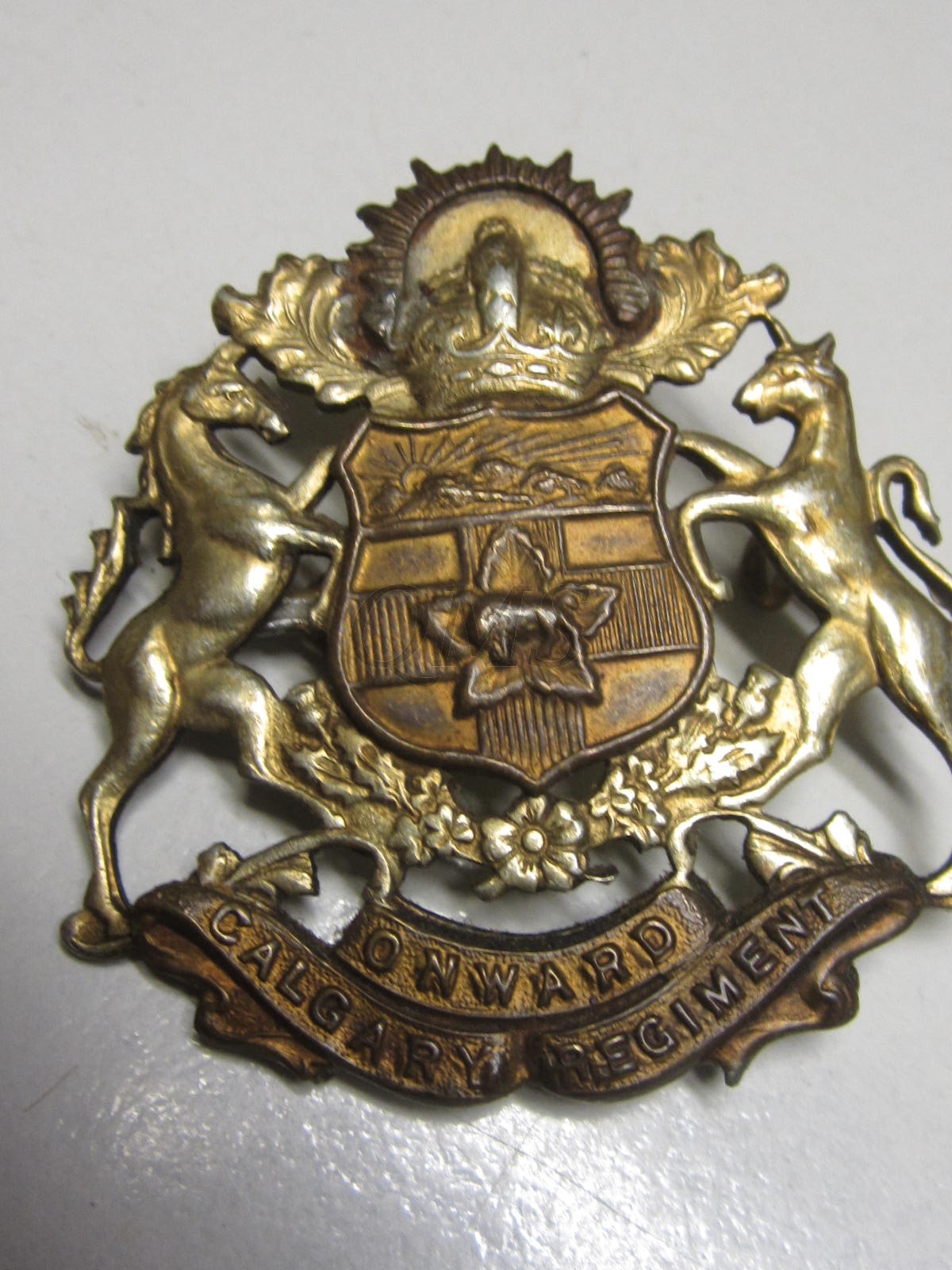 Cap badge The King's Own Calgary Regiment (RCAC) (1925 issue), 3rd ...