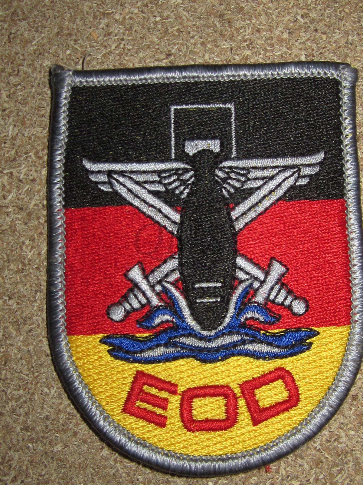 General EOD Army, Navy and Air Force shoulder badge