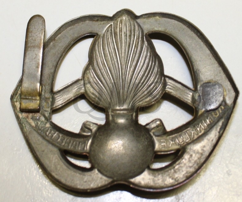 Baret embleem Koninklijke Marechaussee met buigpennen 1950