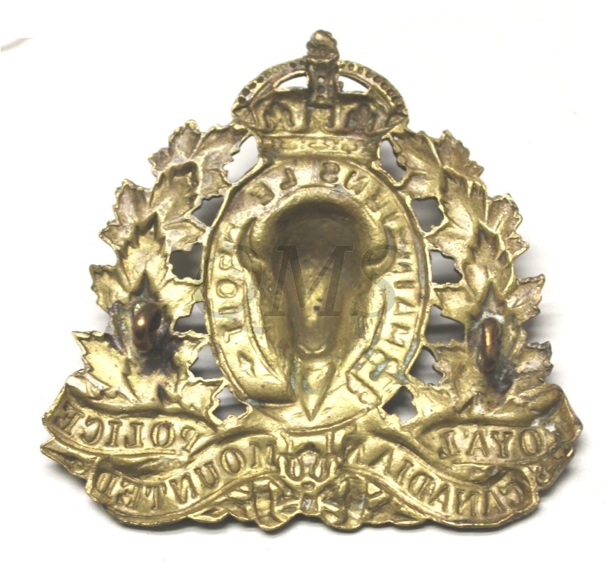 Cap badge Royal Canadian Mounted Police