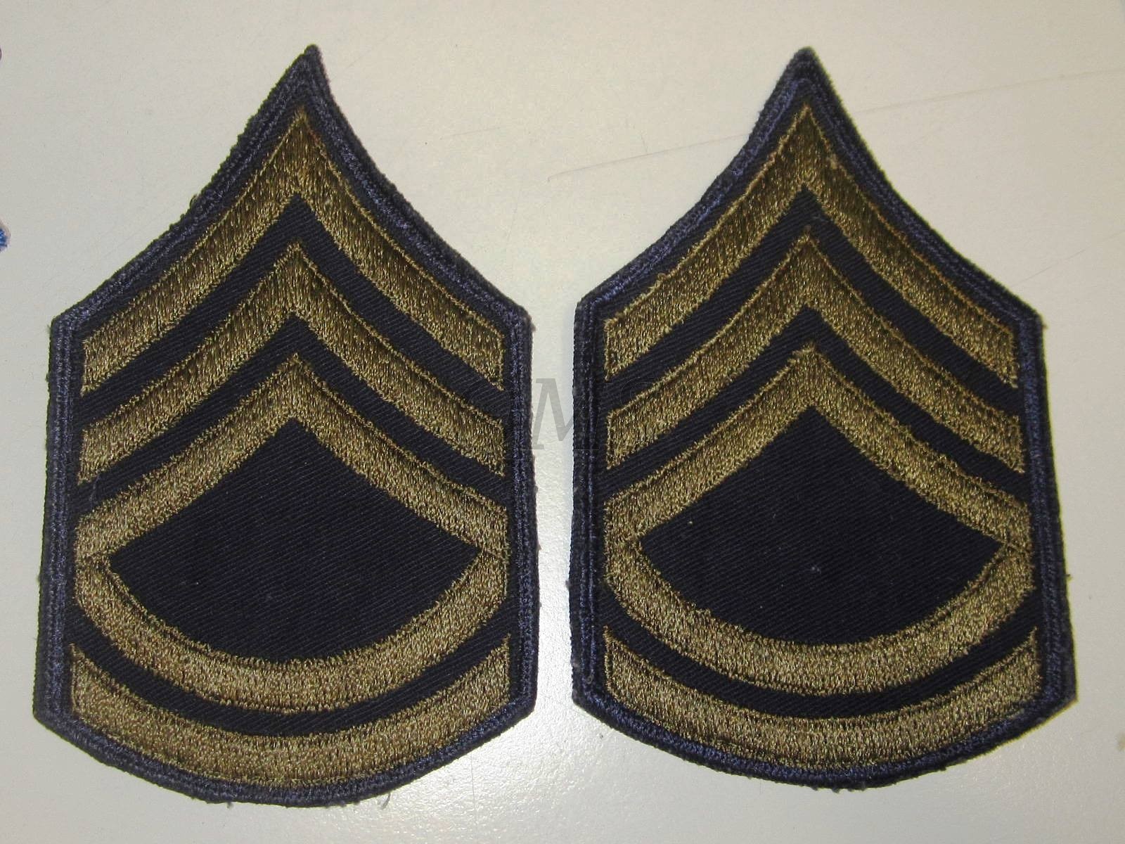 Mouw rangen Technical Sergeant (T/Sgt.) (Sleeve chevrons Technical ...