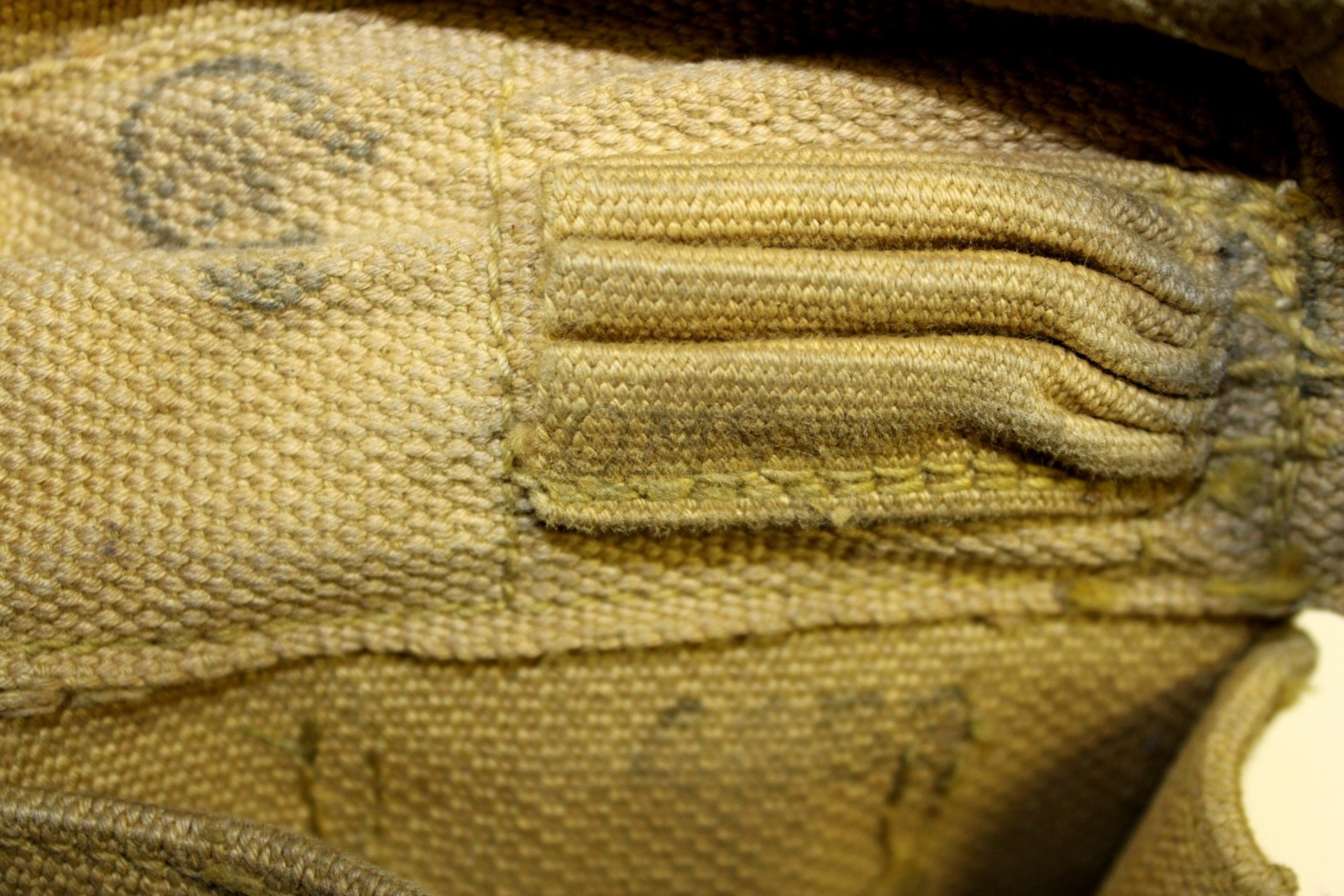 P37 Basic pouch MKIII CANADA