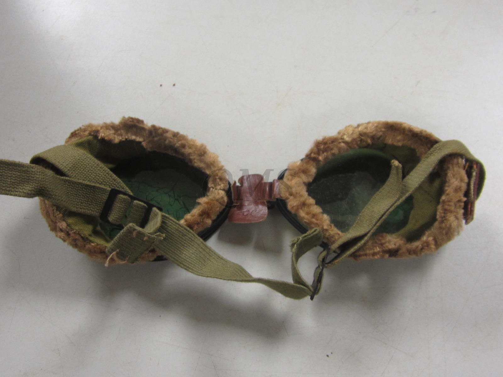 “The Ski Troopers” WWII Ski Goggles with pouch