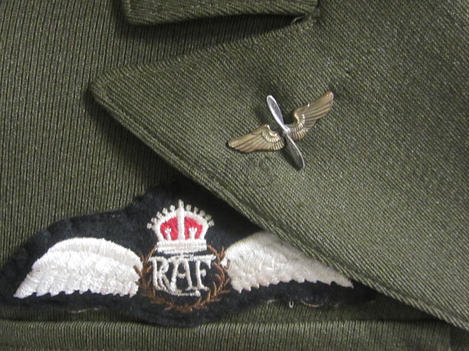 USAAF WW2 complete Officer uniform 8th Airforce pilot/RCAF