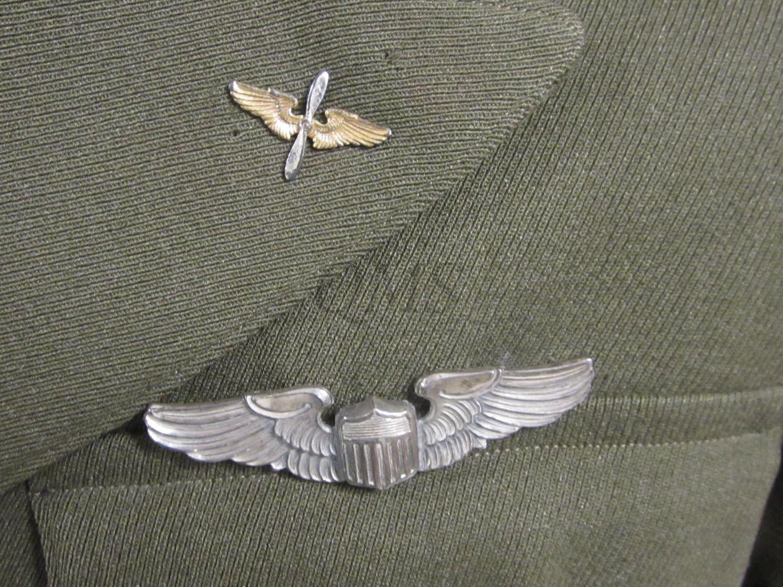 USAAF WW2 complete Officer uniform 8th Airforce pilot/RCAF