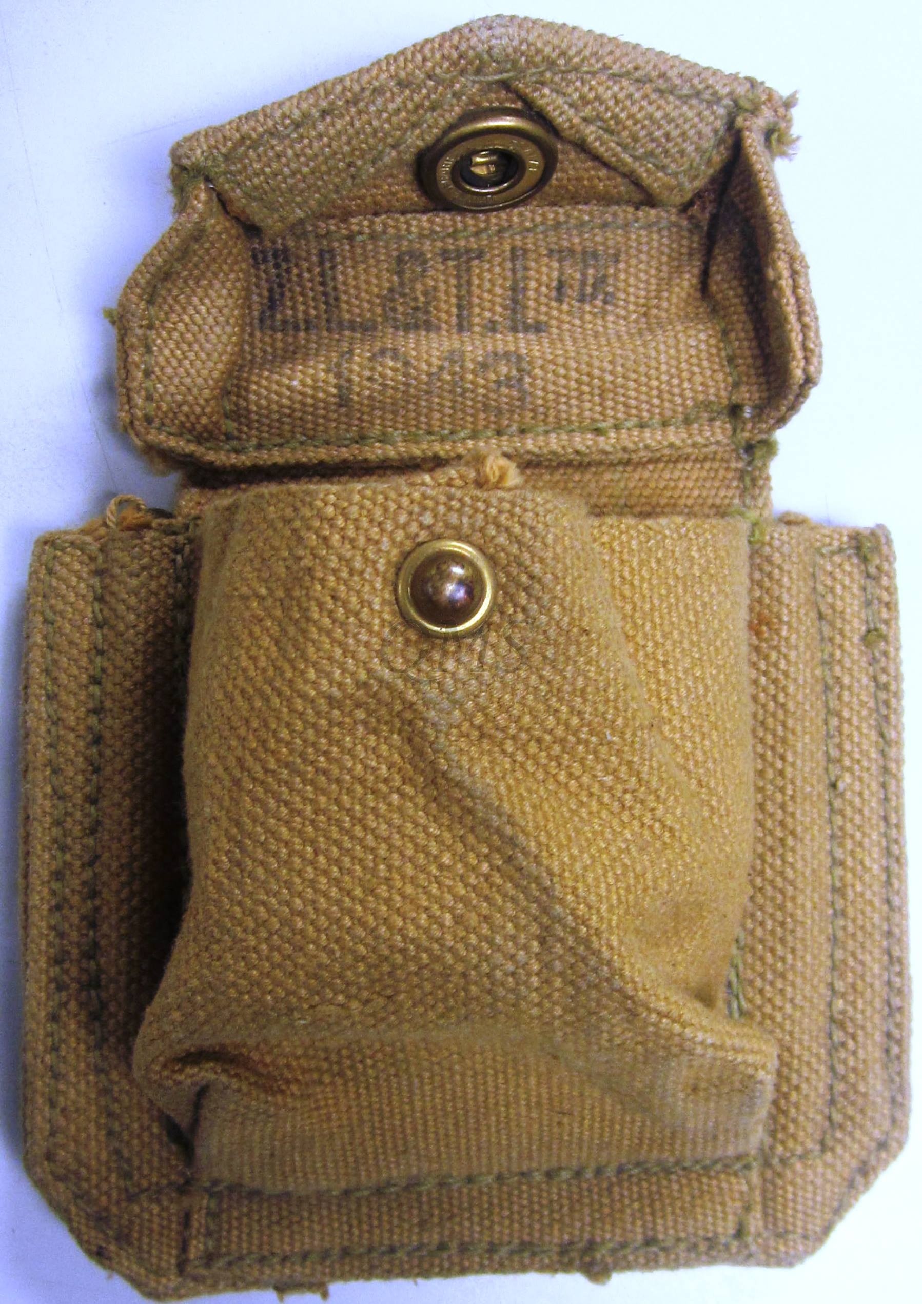 WW2 Canadian Pouch Pistol rounds