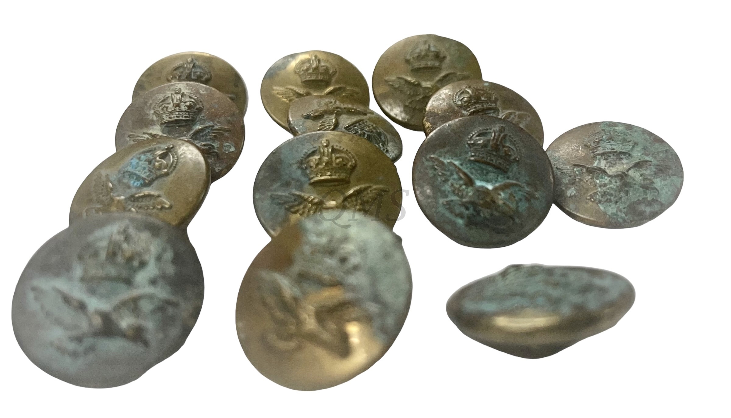 13 RAF KC brass uniform buttons (13 x WW2 RAF uniform knopen)