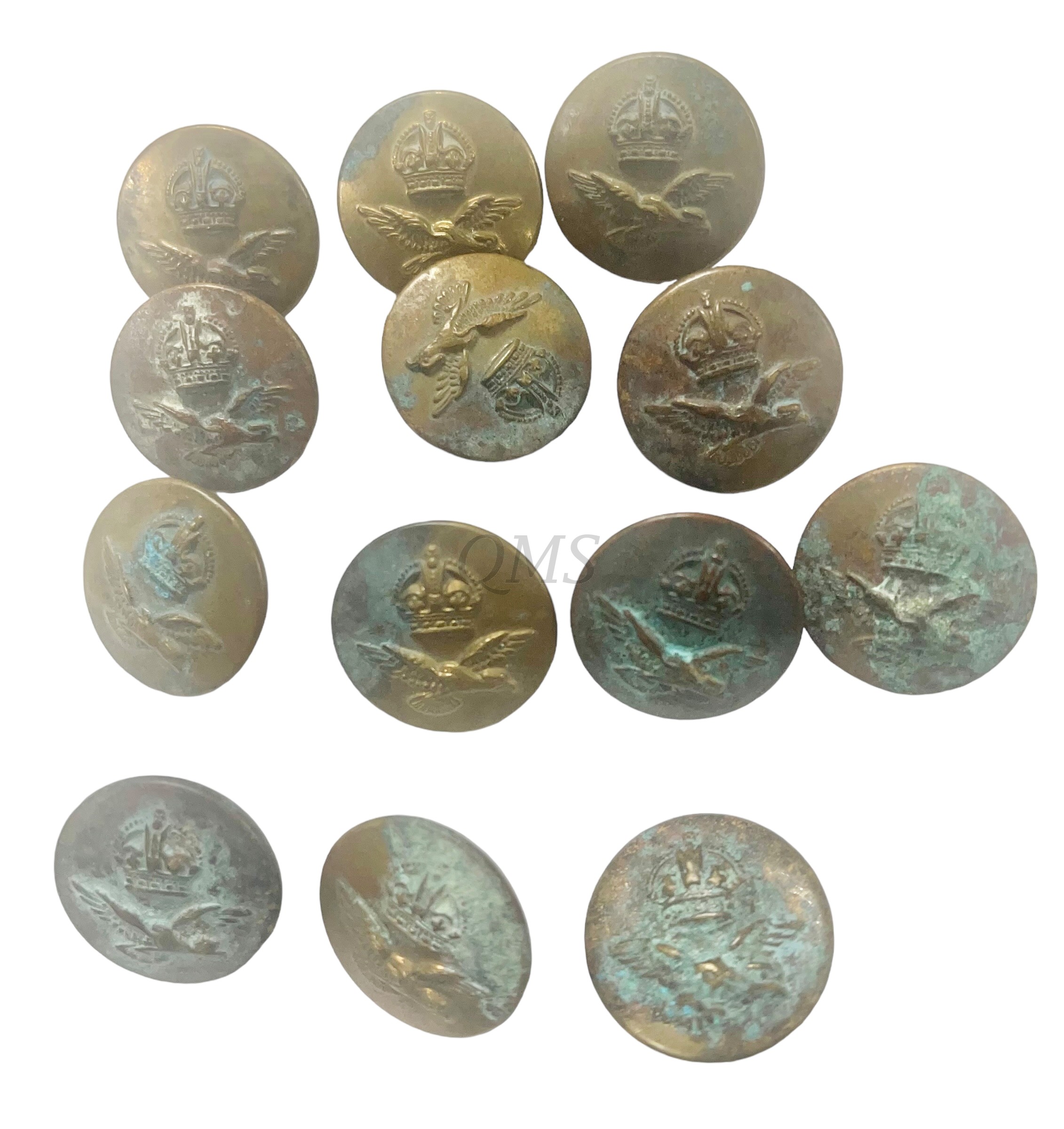 13 RAF KC brass uniform buttons (13 x WW2 RAF uniform knopen)