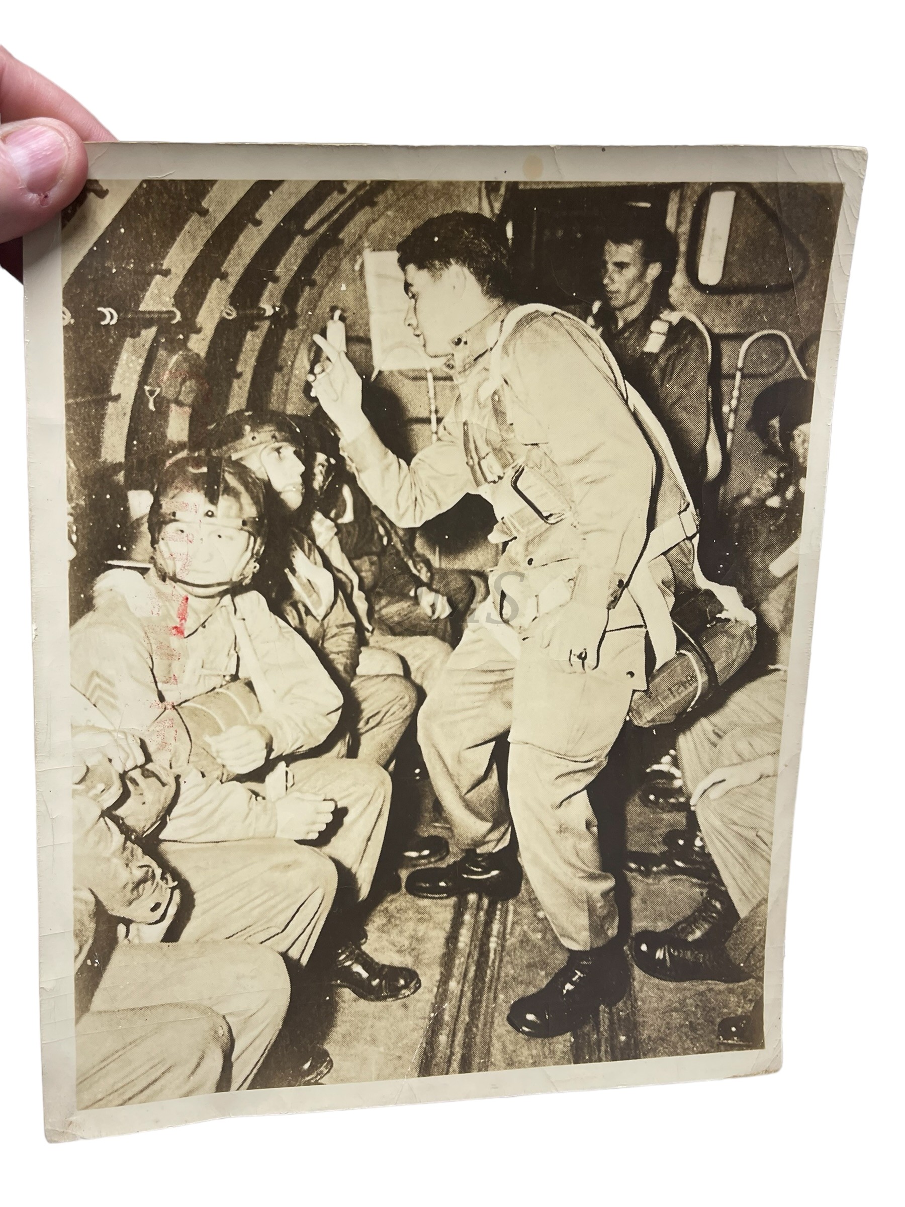 Large B/W press photo 1950’s US Army paratroopers training