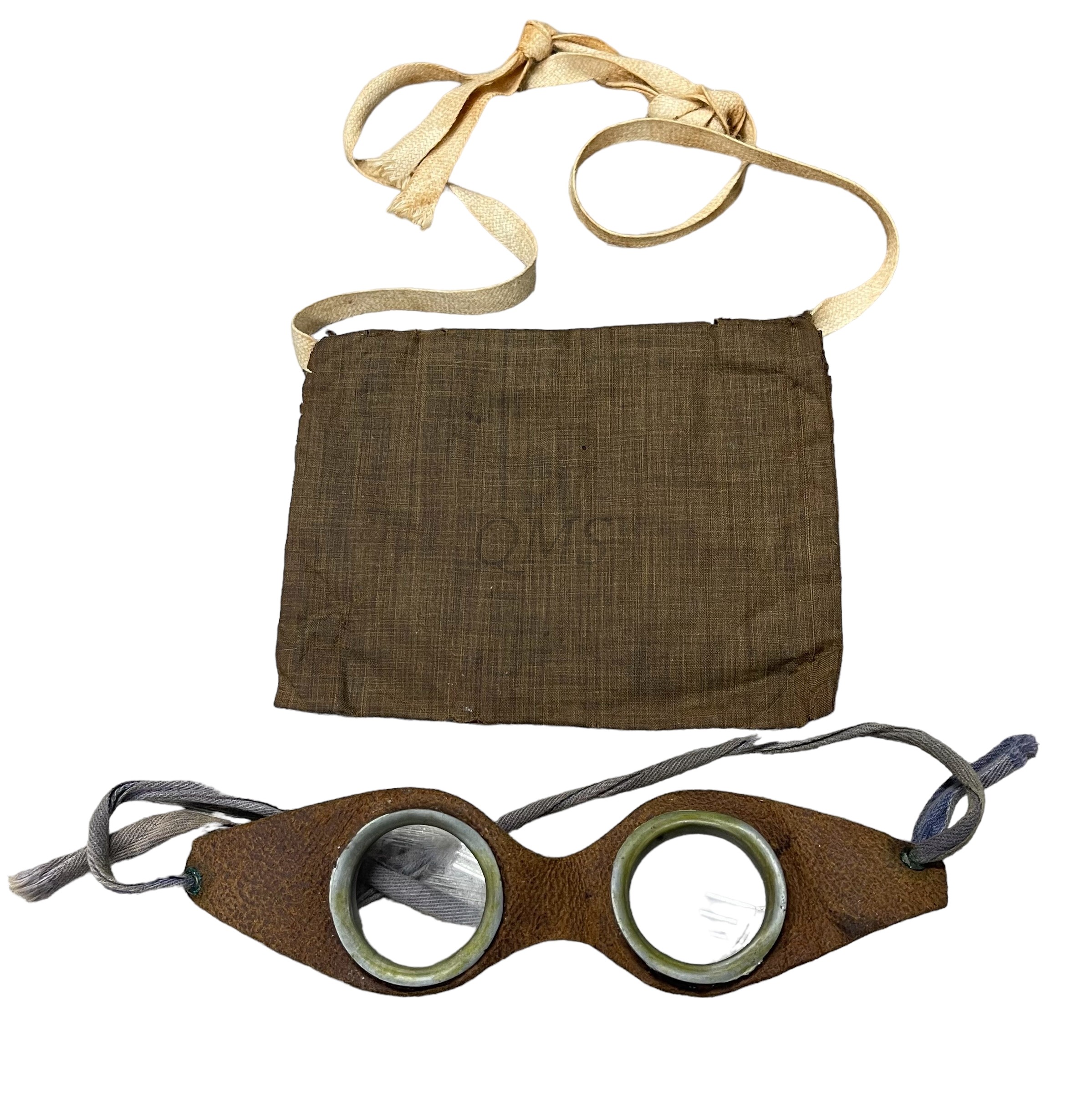 WW1 French early pattern gas goggles with pouch
